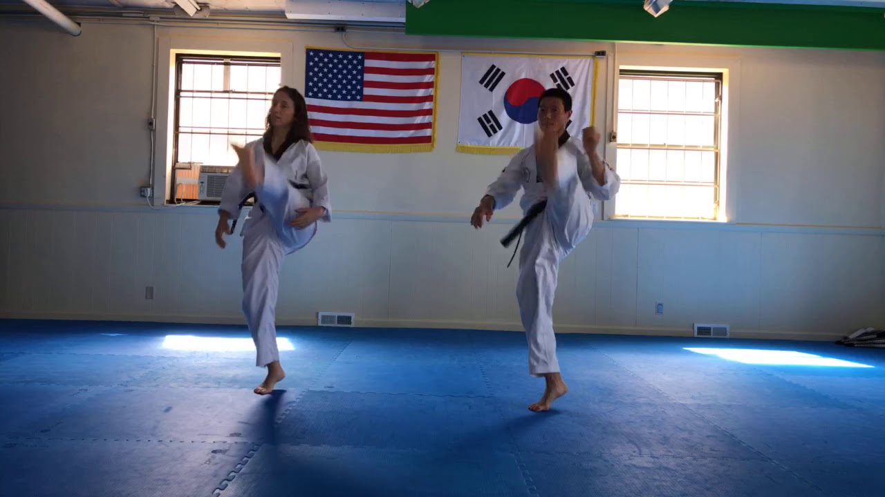 Class #51: Elbow strike, backfist strike, punch - YouTube