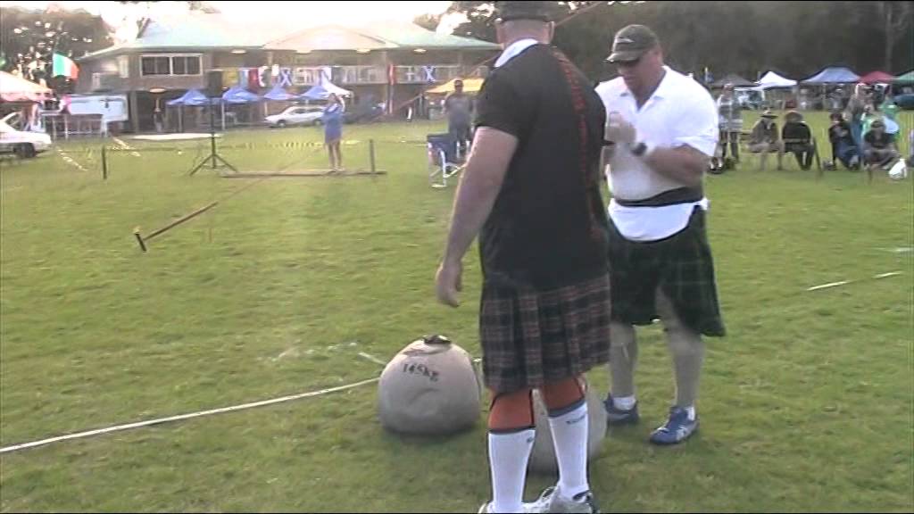 Jeremy Hogg Dinnie Style Walk - YouTube