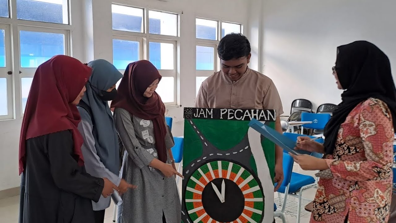 Media Pembelajaran : Alat Peraga Matematika "Jam Pecahan" - YouTube