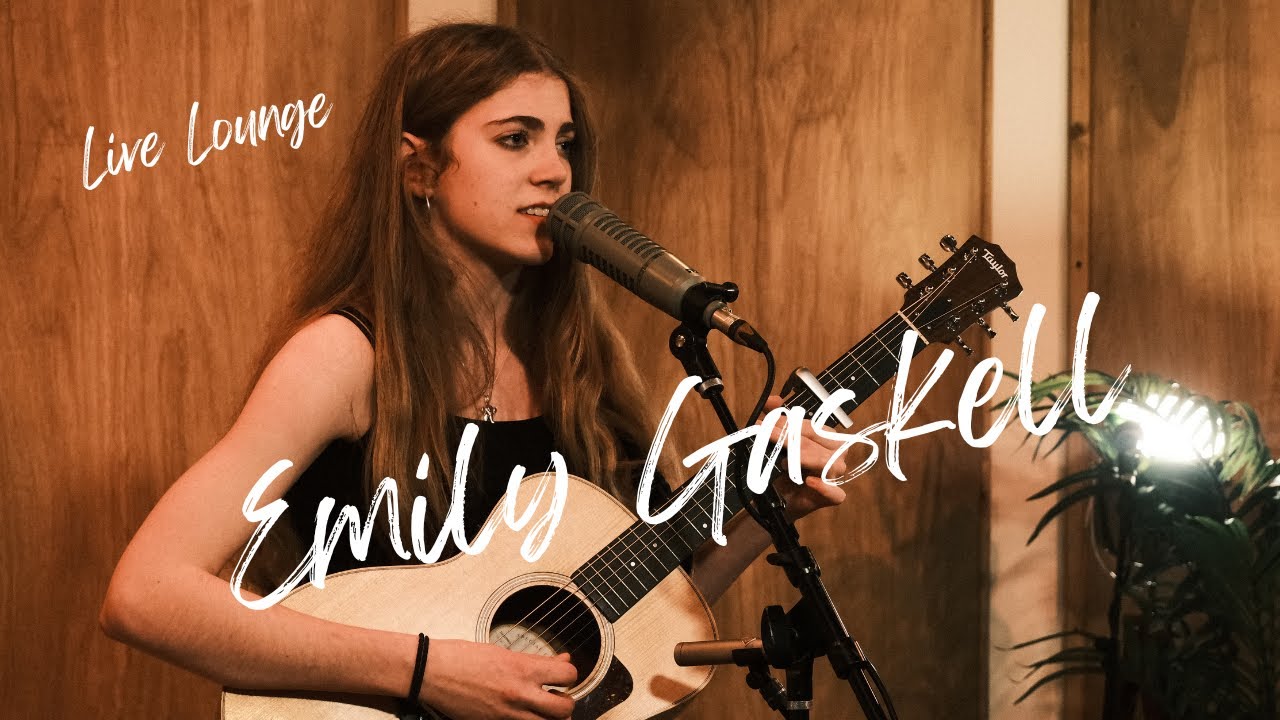 Emily Gaskell | Live Performance [Full Set] | Live at Beckview Studios ...