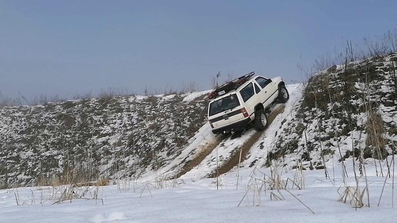 Sobota w Terenie Nissan Terrano 1 2.4 4x4 Offroad Raptor Kamionki - YouTube