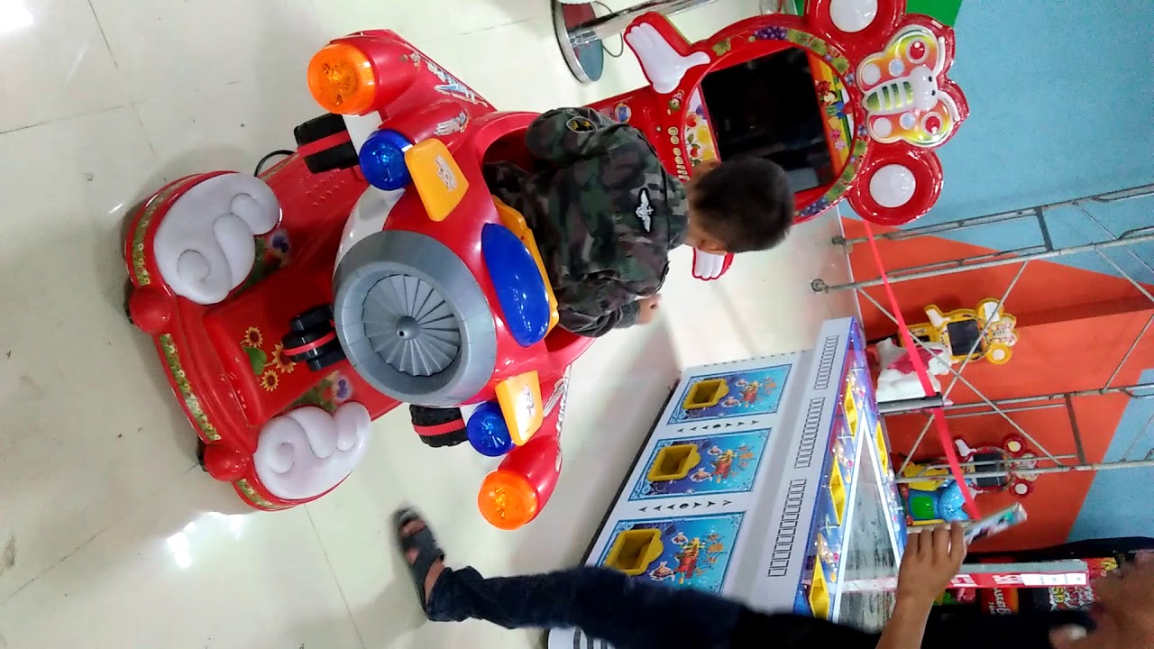 u. n bbbhg - YouTube