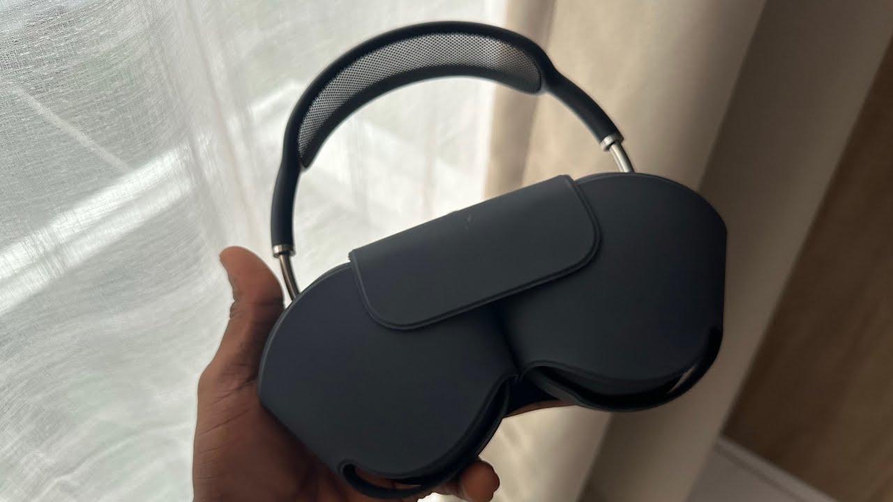 How to FIX AirPod Max Not Charging - YouTube