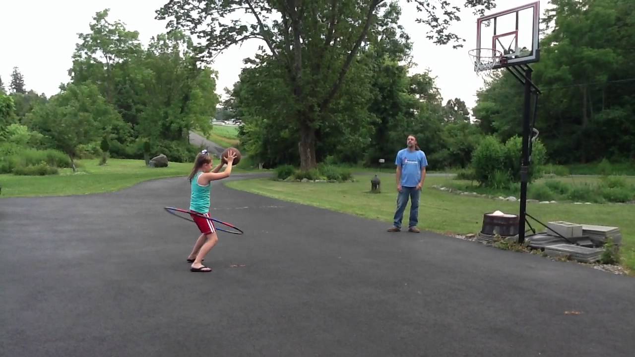 hula-hoop basketball shot - YouTube