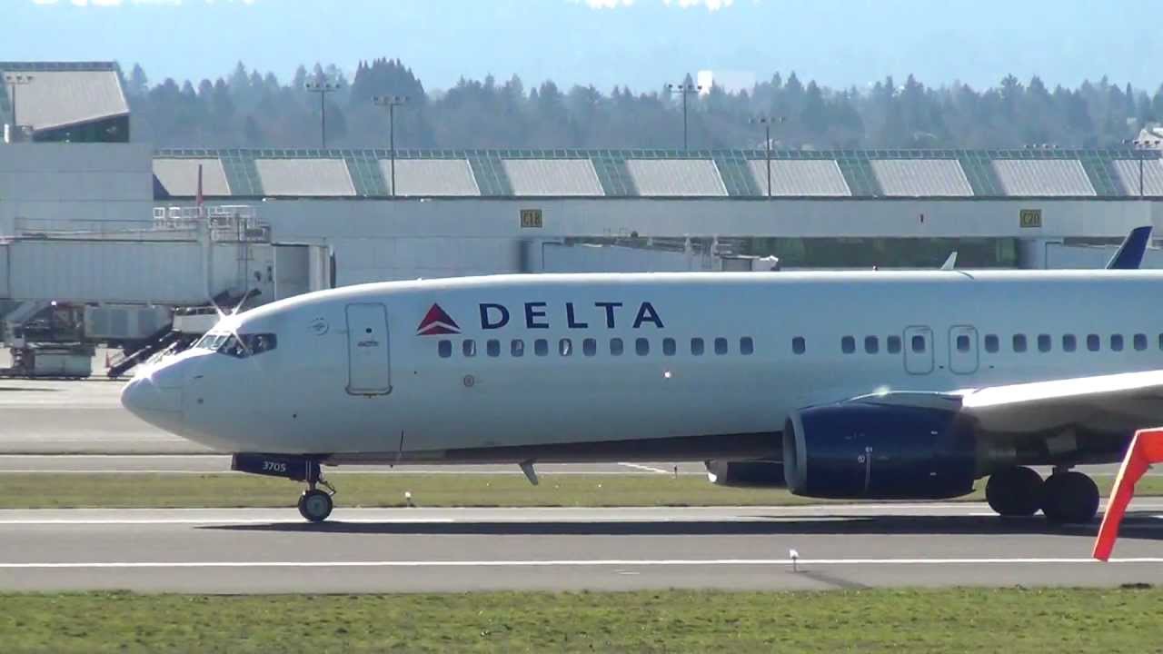 Delta Air Lines N375DA 737-800 Takeoff Portland Airport (PDX) - YouTube