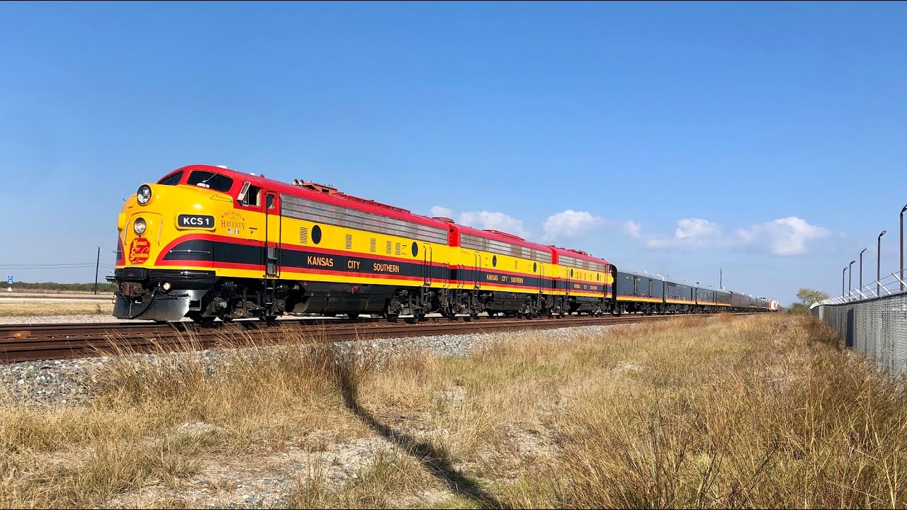 Chasing CPKC Holiday Express (w/ KCS F Units) in South Texas 12/14/23 - YouTube