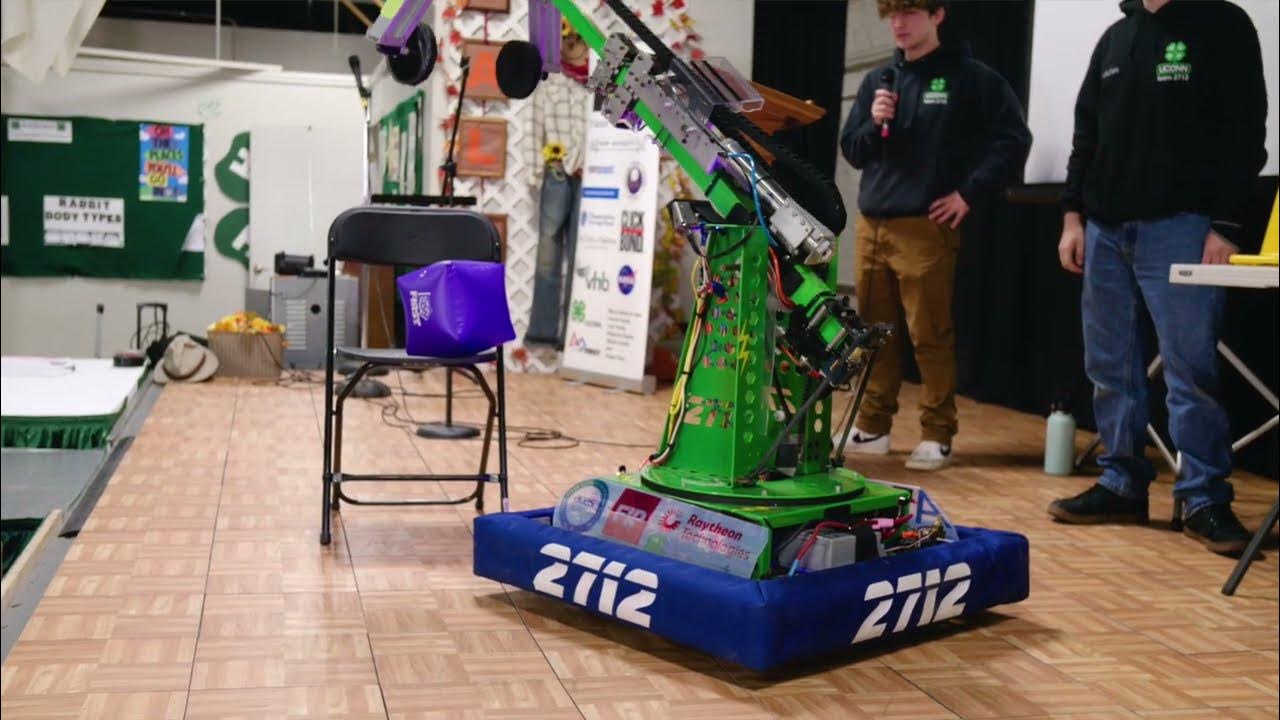 4-H Robotics Programs at the Big E - YouTube