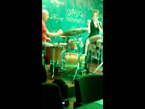 Sabina Babayeva kohne mehlemiz (canli)