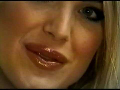 #TrayectoriaBésame Detrás de cámaras con la modelo Victoria Silvstedt - 1999