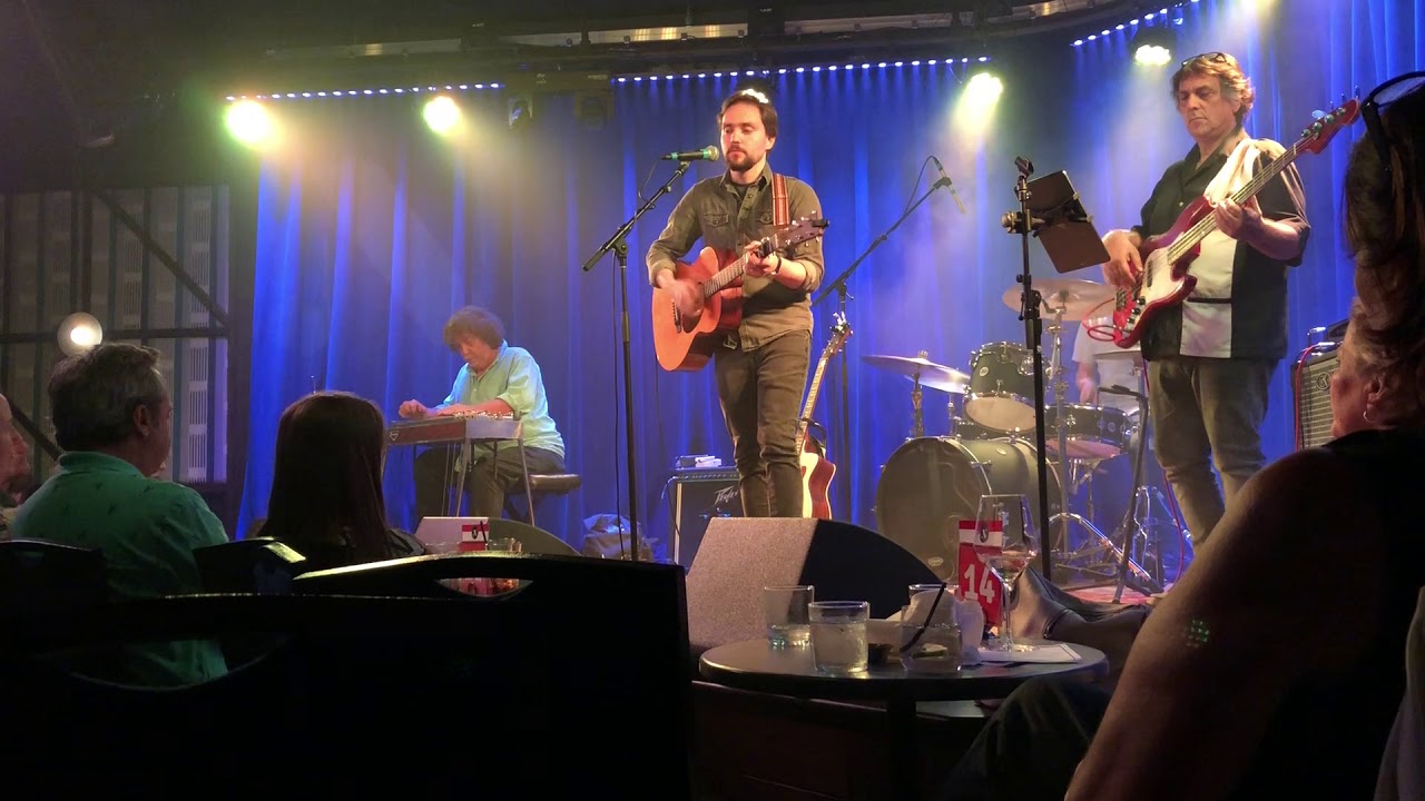 Chris Rawlins - Black & White Eyes (full band) - YouTube