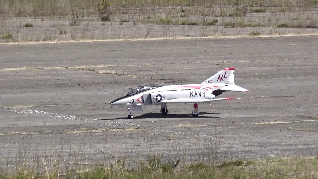 Phantom 2 Landing - YouTube