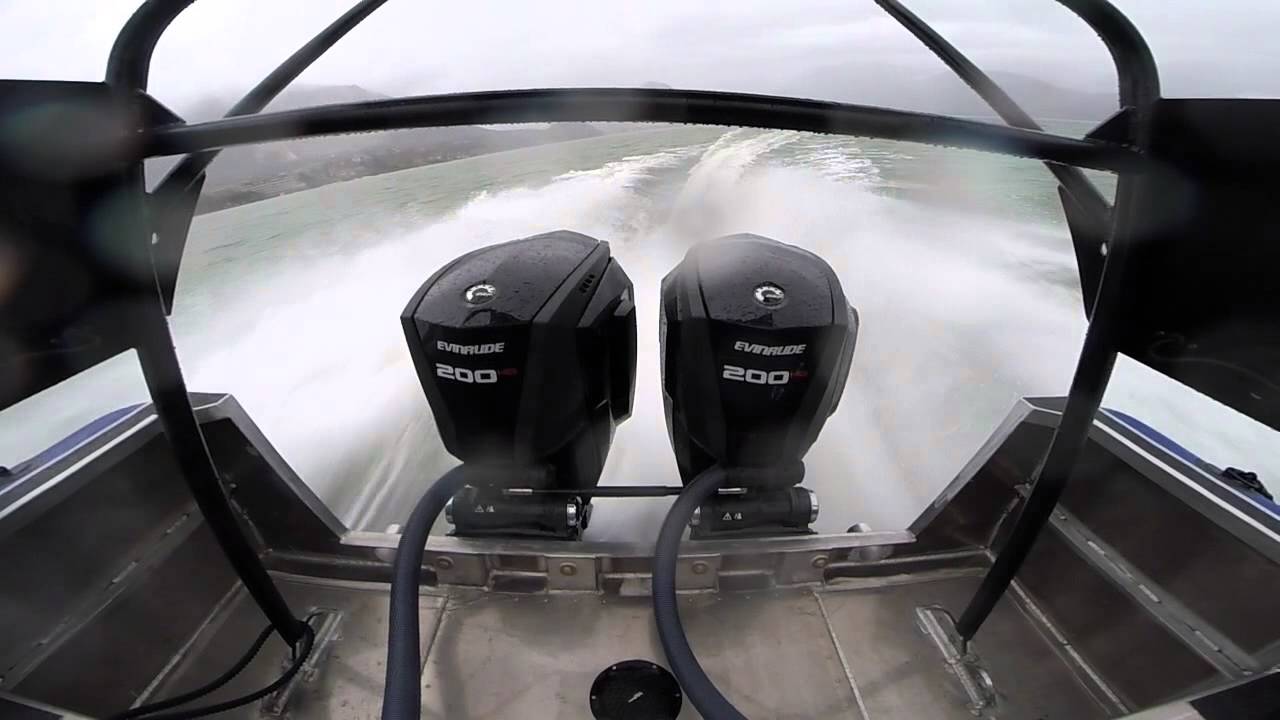 Evinrude E-TEC G2 Test Drive 2x 200 H.O. with Zodiac Milpro 750 - YouTube