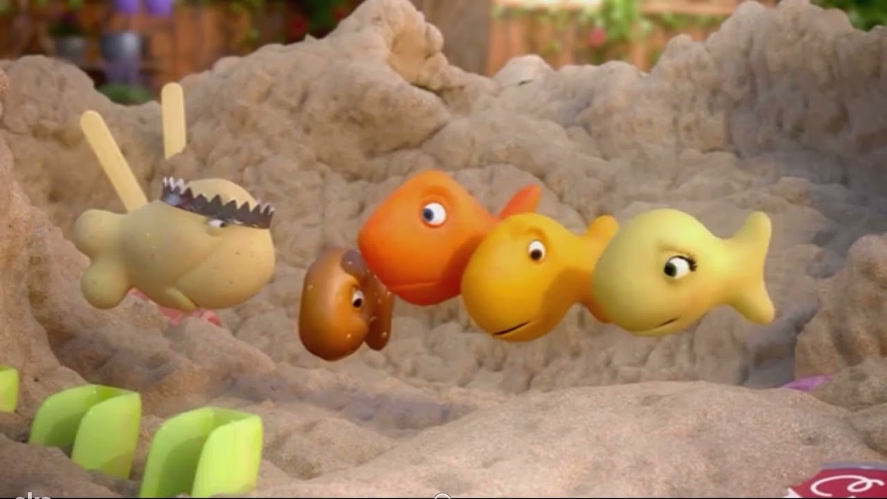 Day 24 out of 25, goldfish great outdoors. (My version) - YouTube