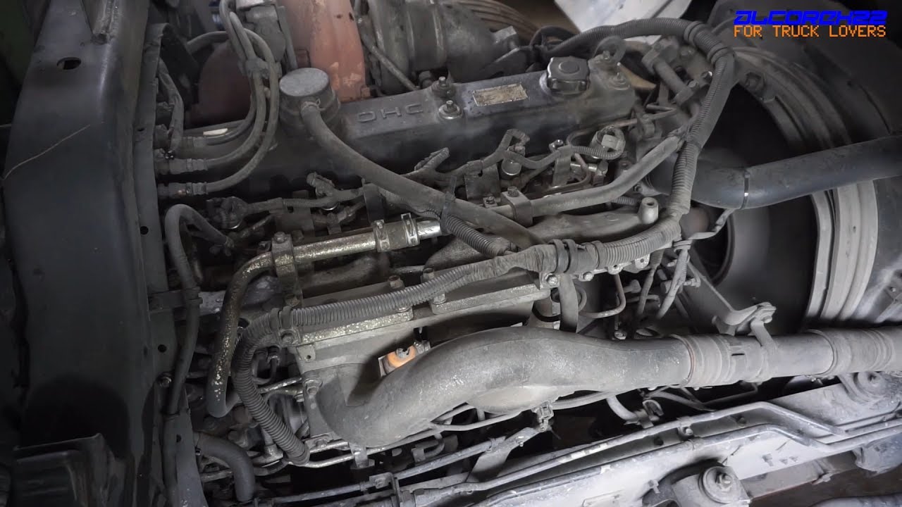 Isuzu 6SD1 Euro3 Engine View - YouTube