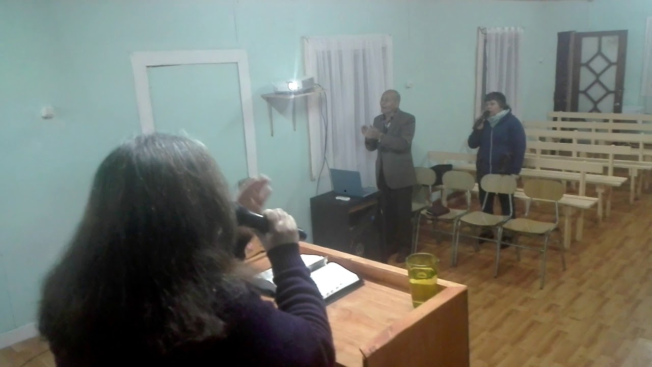 Hermanos reunidos 11 de Agosto canto evangelico - YouTube