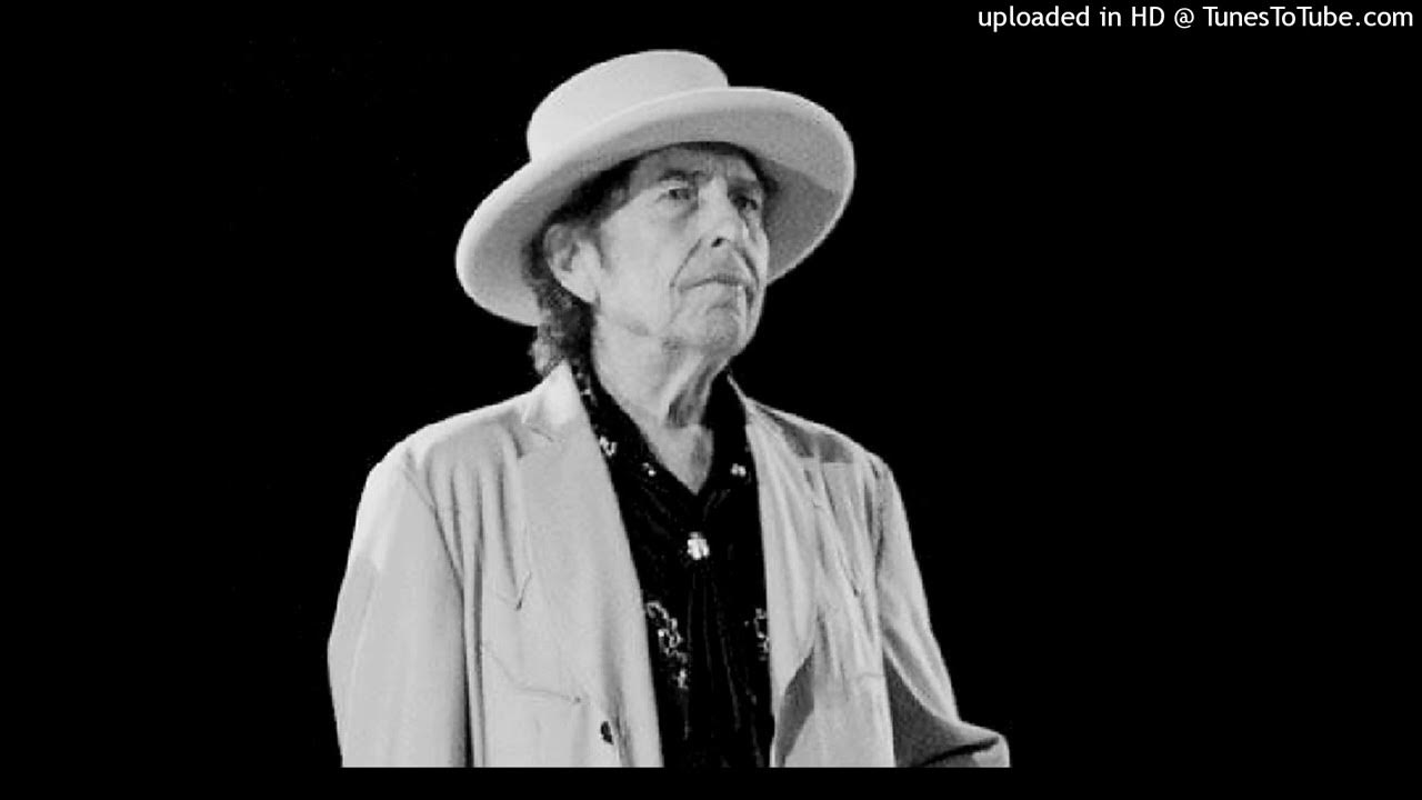 Bob Dylan live , Beyond Here Lies Nothin' , San Sebastian 2015 - YouTube