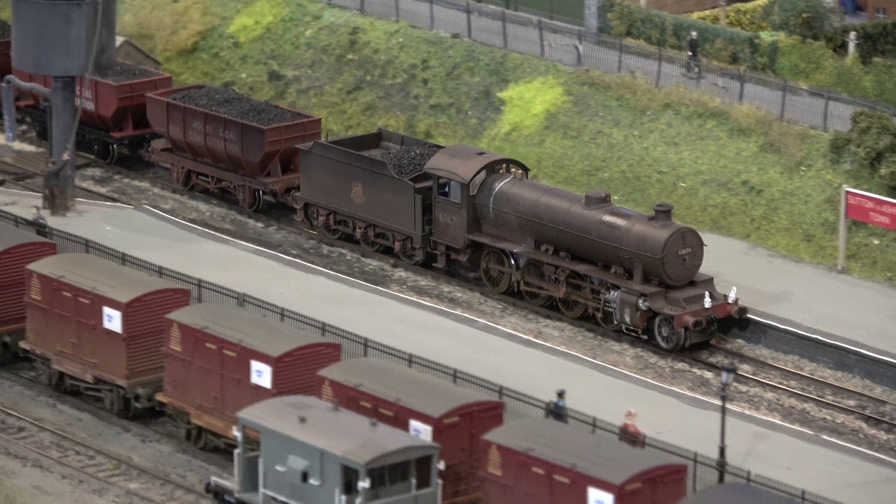 BAKEWELL MODEL RAIL SHOW 2019 (CHESTERFIELD MODEL RAILWAY CLUB) - YouTube