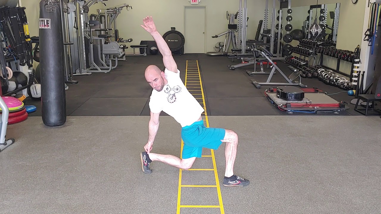 Mobility Drill - Diagonal Lunge - YouTube