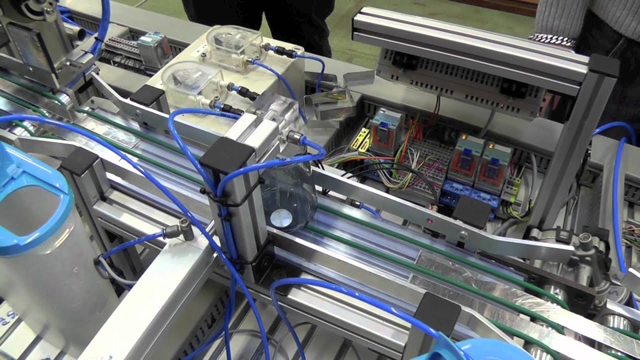 Eindproject Mechatronica - Vulmachine - YouTube