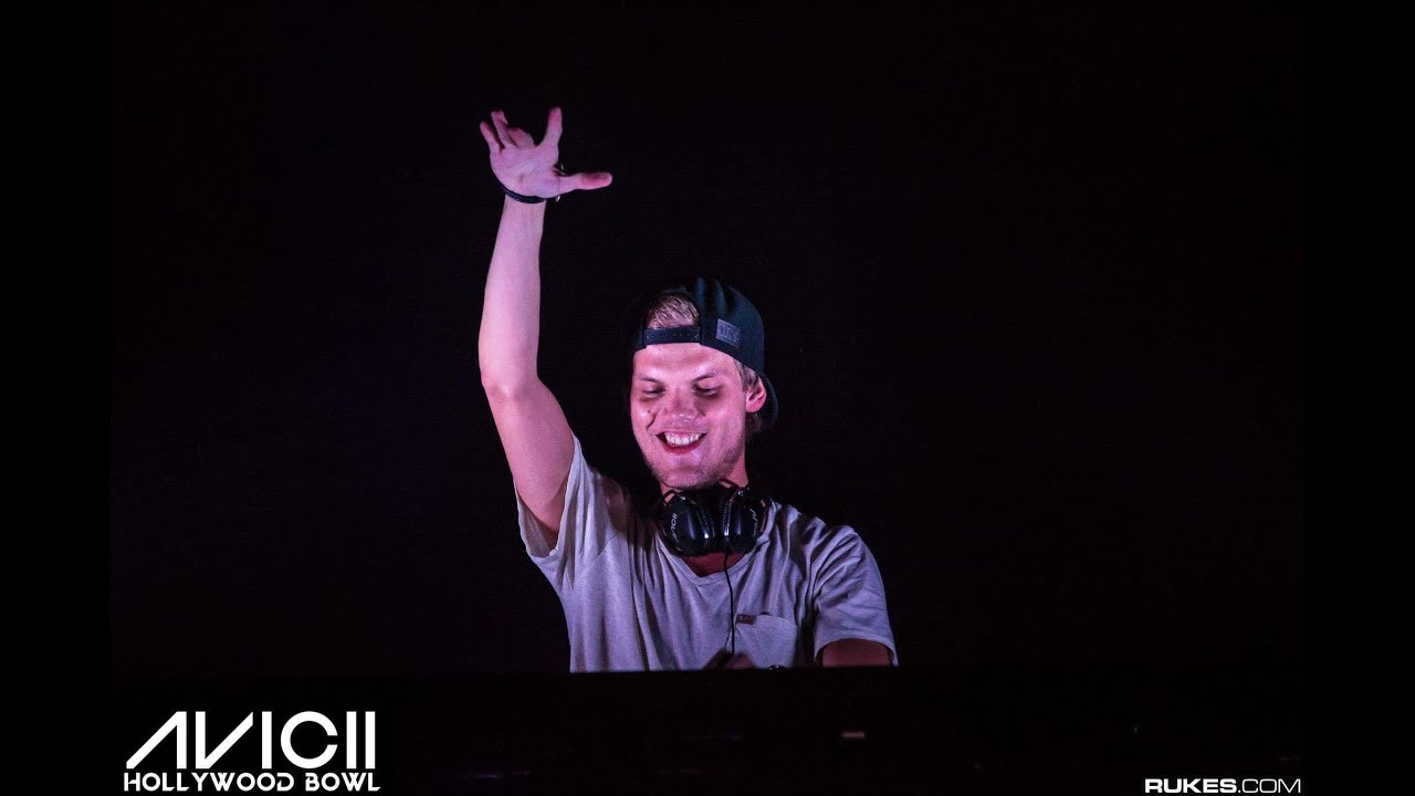 Avicii final show last 9 minutes of gig @Ushuaia Ibiza 28 08 2016 - YouTube