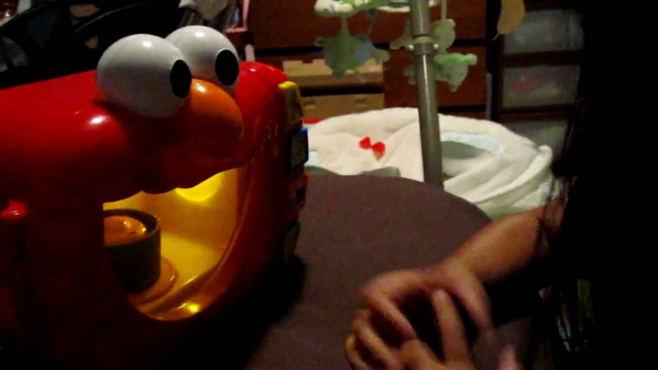 Kai with Elmo Microwave Toy - YouTube