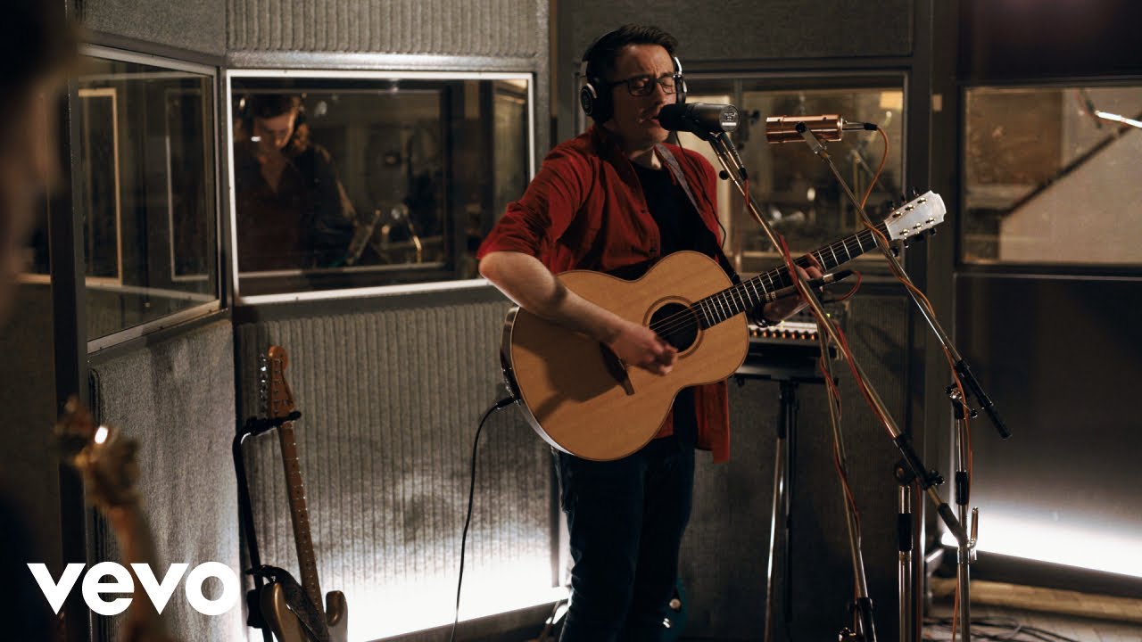 RJ Thompson - Shadow of a Doubt (Live at Abbey Road) - YouTube