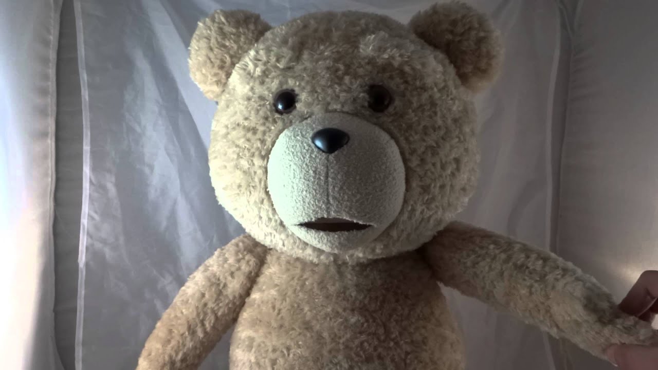 Peluche parlante de Ted (le film) - YouTube