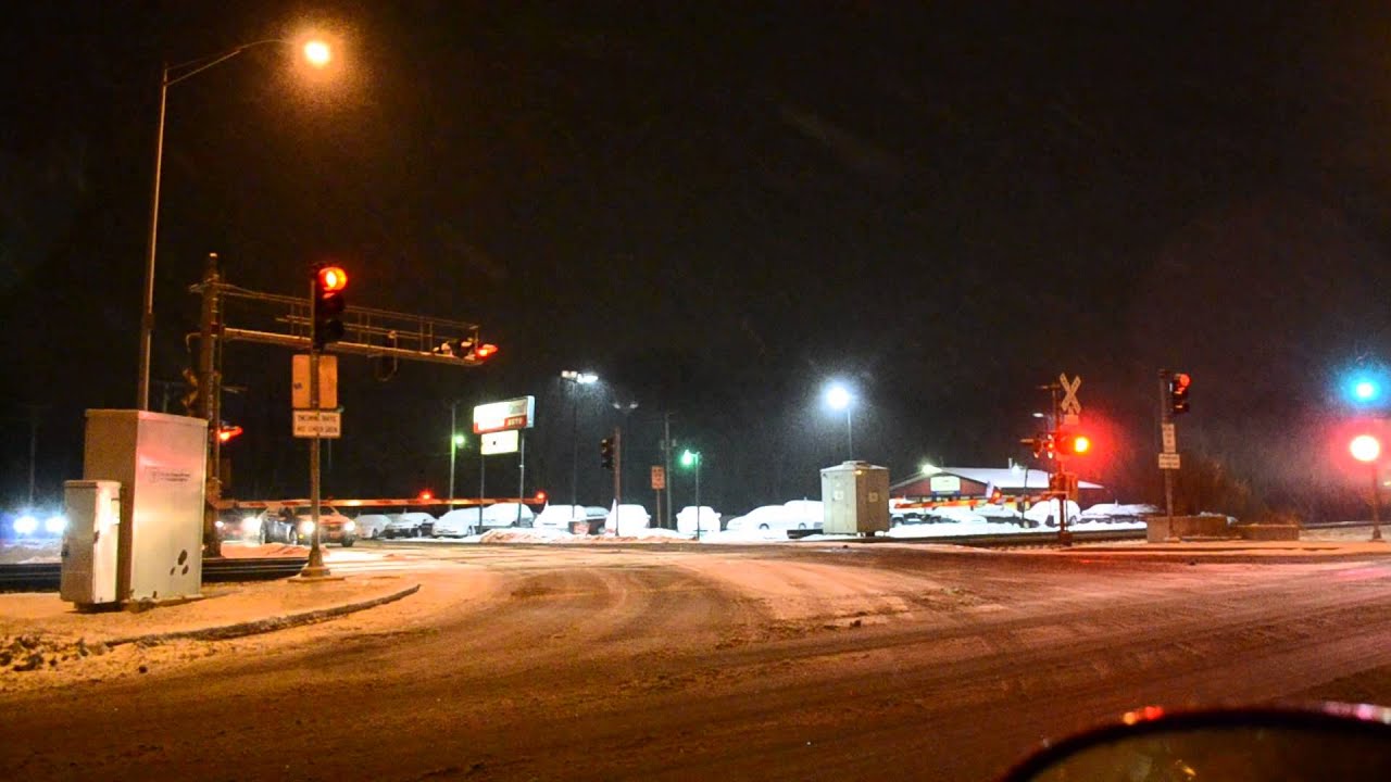 Metra 408 West - New Lenox, IL - YouTube
