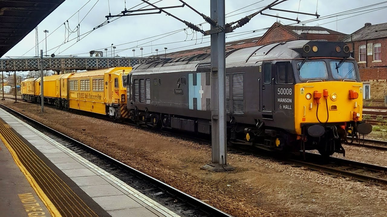 Beautiful action around Doncaster with 50! And lovely liveried 69s! # ...