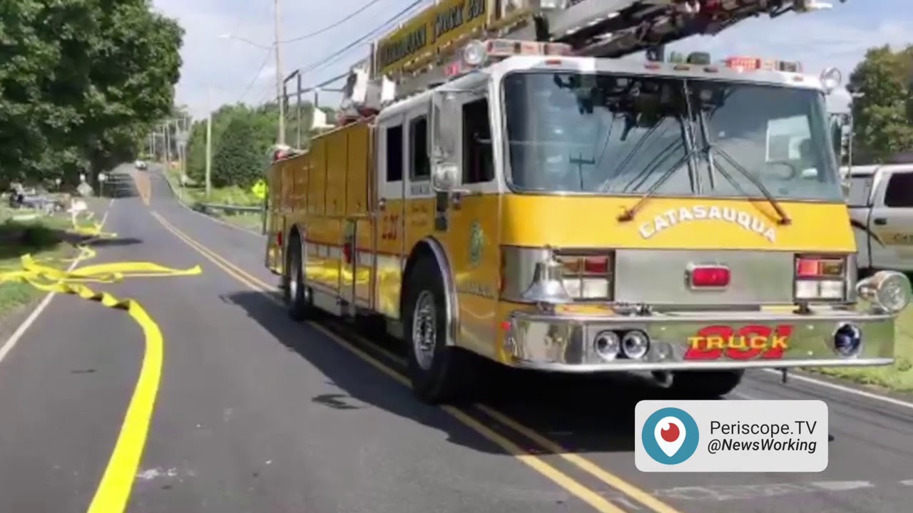 PRE-ARRIVAL VIDEO: Fire trucks arrive to minor garage fire in Hanover ...