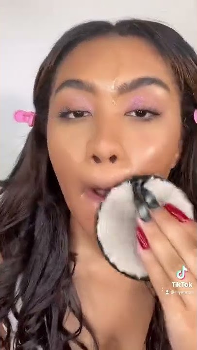 Take off my makeup with me ft. Maddhippie - YouTube