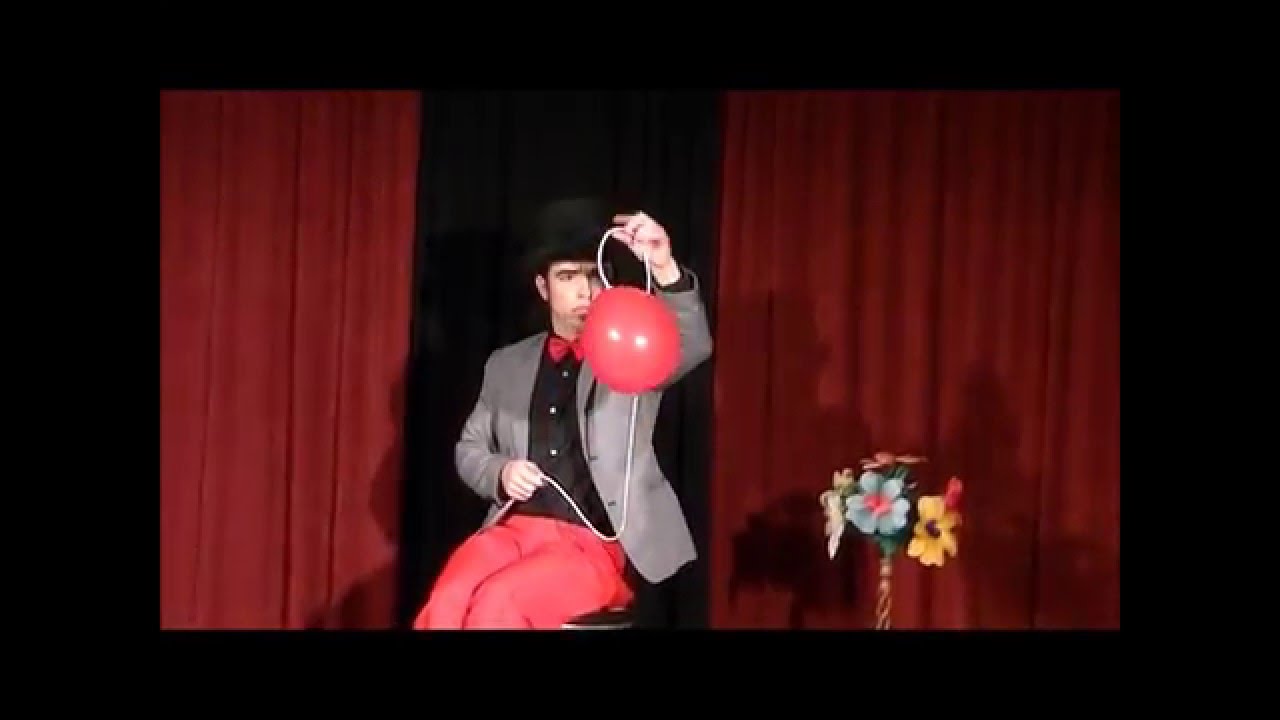 Magicien Gabko : Le Ballon qui lévite - YouTube