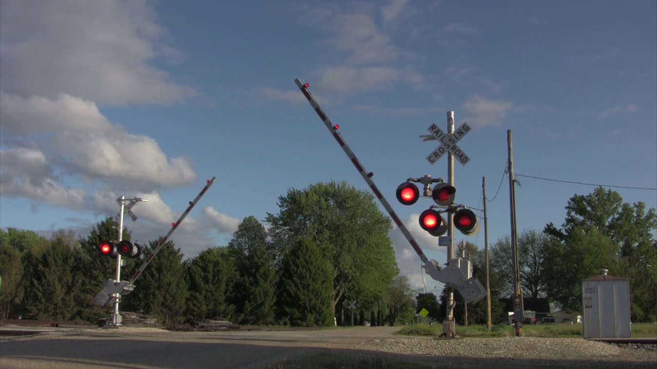 Railroad Crossings On The BNSF Peoria sub! Part 1 - YouTube
