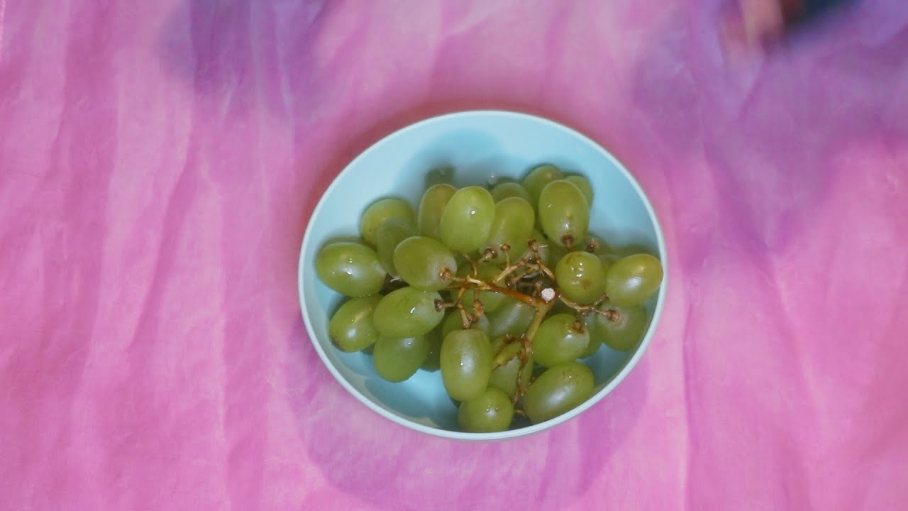 SWEET GREEN JUICY GRAPES ASMR EATING SOUNDS - YouTube