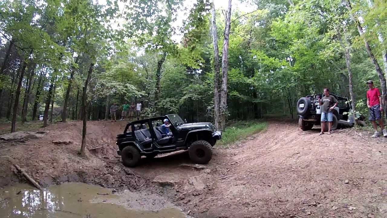 Low Center Of Gravity Is Key When Steep Drops Come Along ... Jeep ...