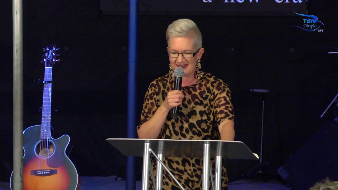 Janet Chambers & Prophetic Insights Fri AM #2 BEHOLD 2019 - YouTube