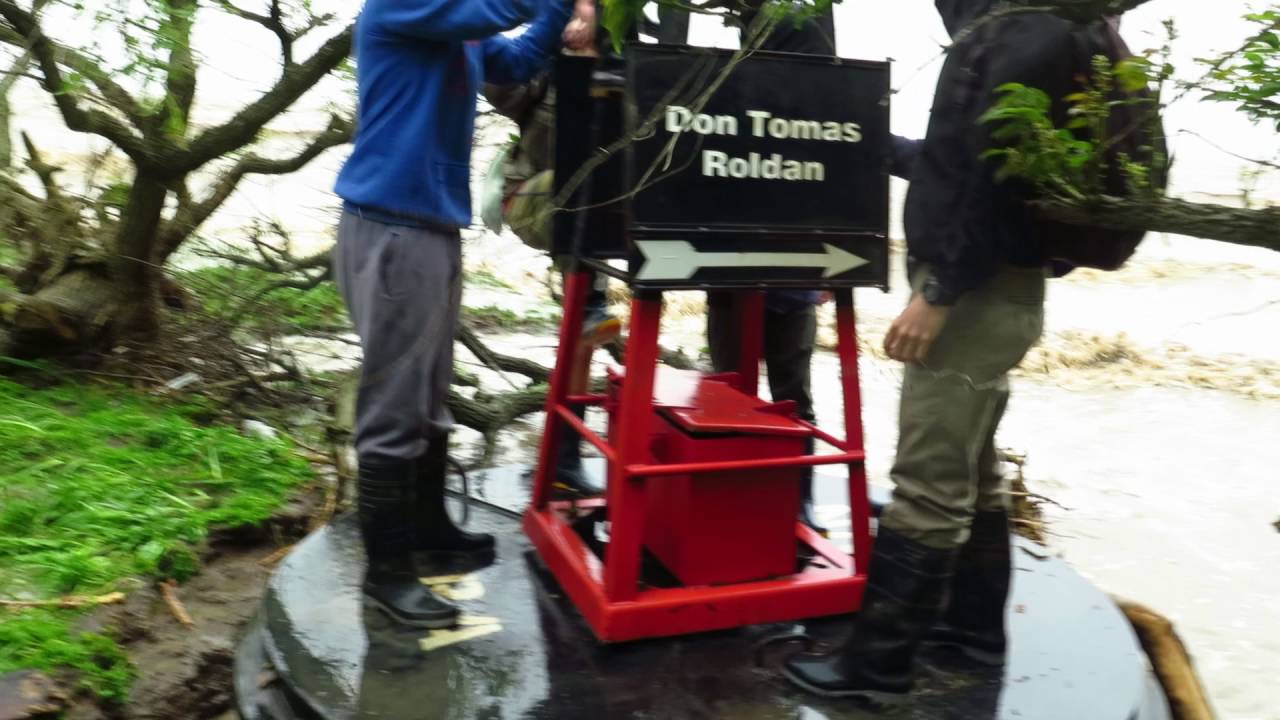 Magdalena 2016 - Boya DON TOMAS ROLDAN invadida por alumnos TERRIBLE ...