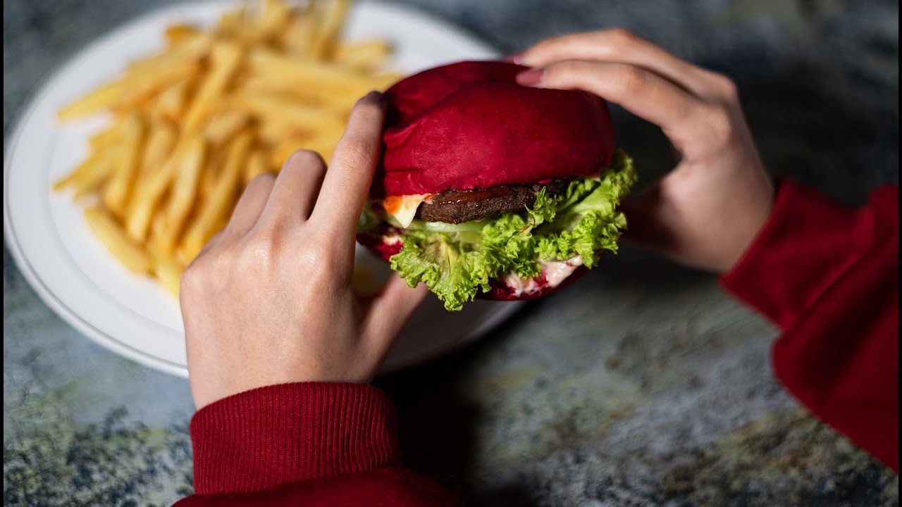 Burger B-roll Video - YouTube