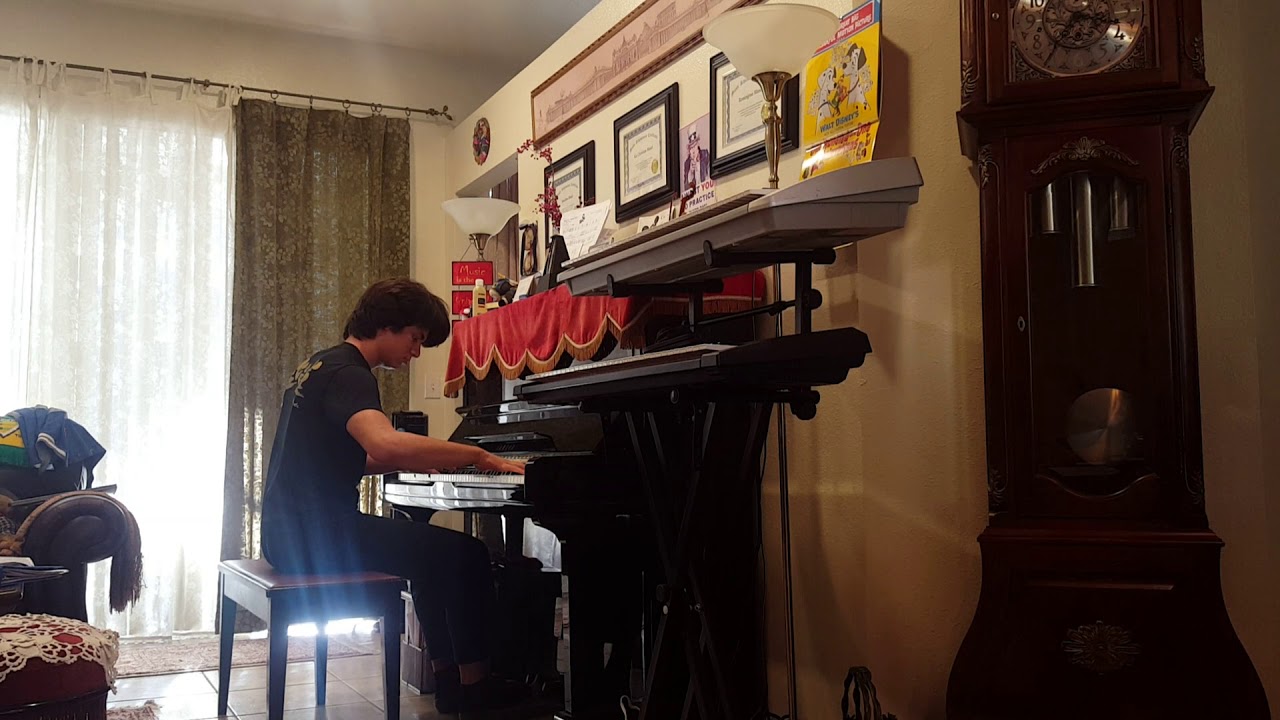 Remy performing Etude Opus 10 No.1 "Waterfall" from Chopin - YouTube