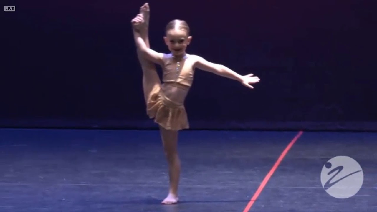 Poppy Cunningham - You Are My Sunshine - YouTube