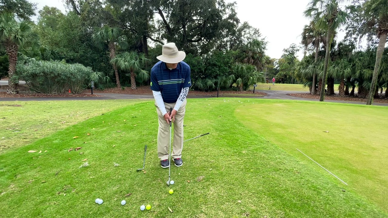 Golf Tips: Chipping Equipment - YouTube