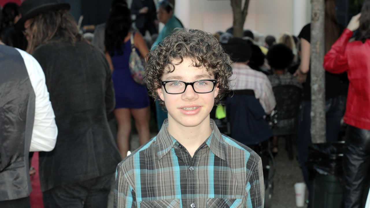 Braiden Sunshine performing with Silver Hammer | 2011 - YouTube