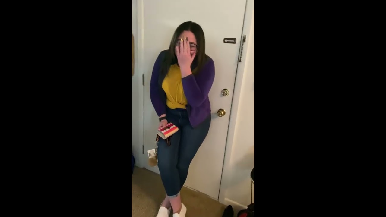 Did She Piss Herself Laughing Contagious Laugh Youtube