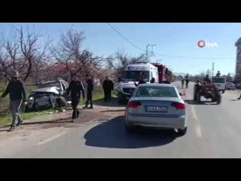 Malatya'da Dehşet Kazası! Kamyonet ve Otomobil Çarpıştı: 3 Yaralı