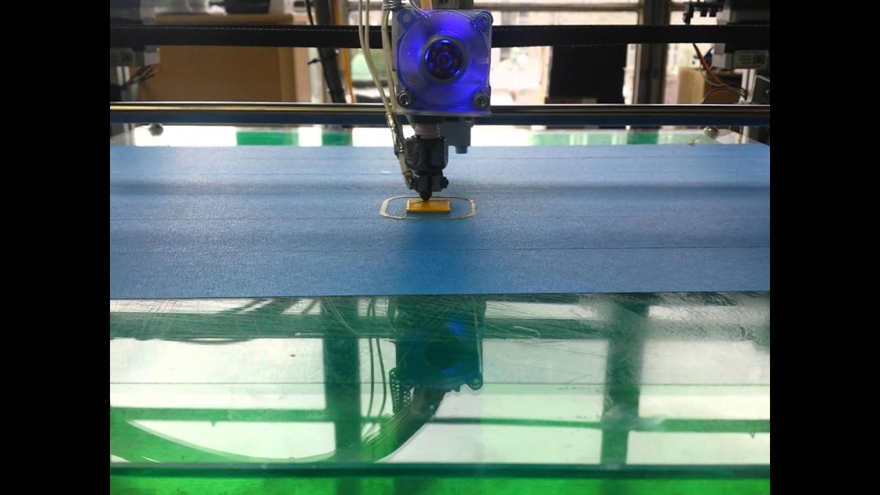 Test cube on the German RepRap X400 :-) - YouTube