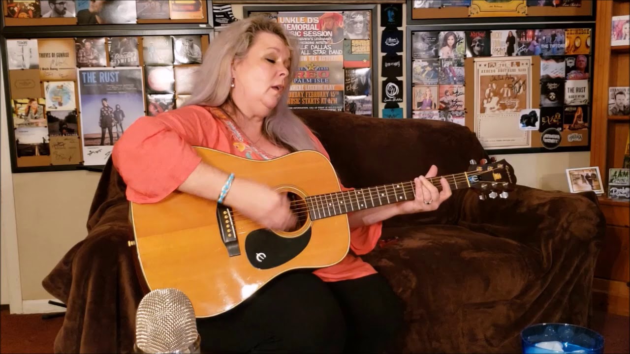 Leslie Satcher - Who I Belong To | LIVE ACOUSTIC - YouTube