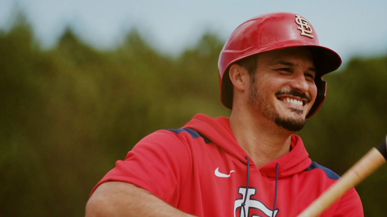 Cardinals' Nolan Arenado makes first appearance at spring training ...