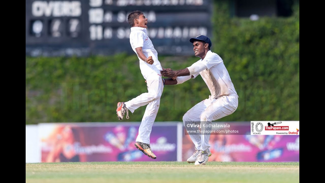 Dunith Wellalage's 5-fer and half-century in the final - YouTube