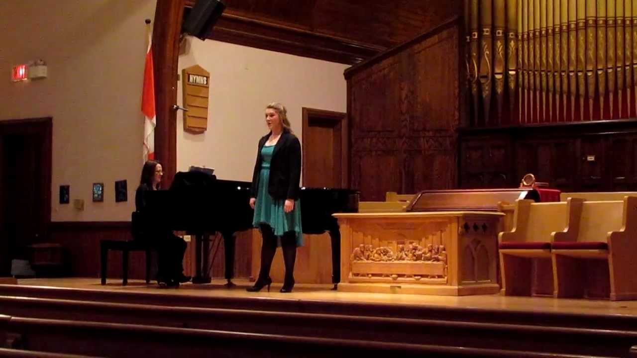 Rachel Mundy singing An Eriskay Love Lilt - YouTube