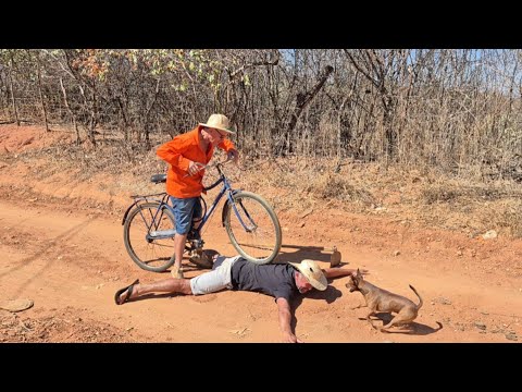 Bastidores YOU Tube Seu Mané atropela  Seu Sérgio com bicicleta  !!